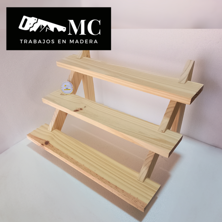 Exhibidor Estante Escalonado Recto - MC Trabajos en madera